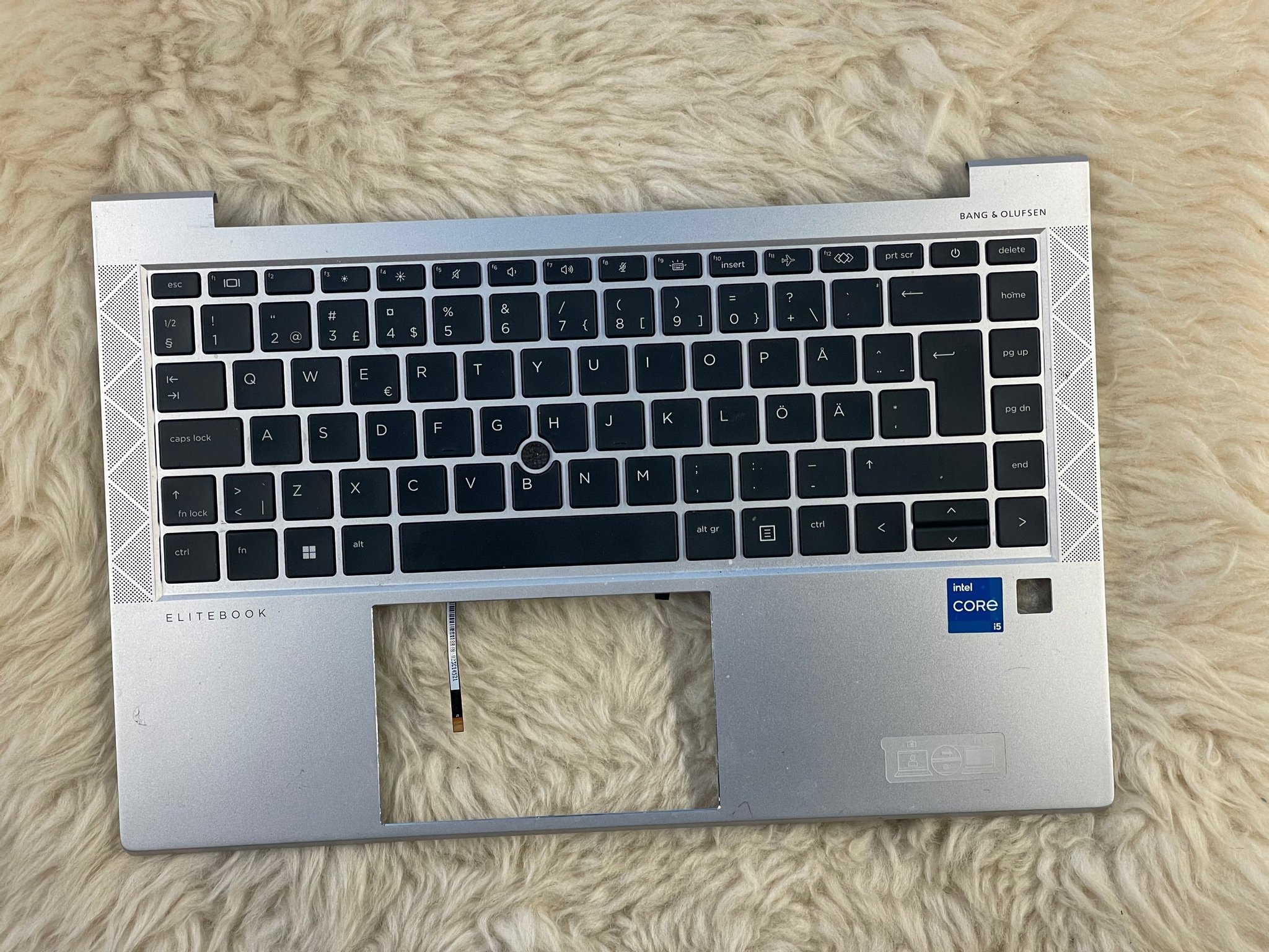 HP SPS-TOP COVER W/ KBD CP+PS BL SE/FI HP Elit.. | Köp på Tradera ...