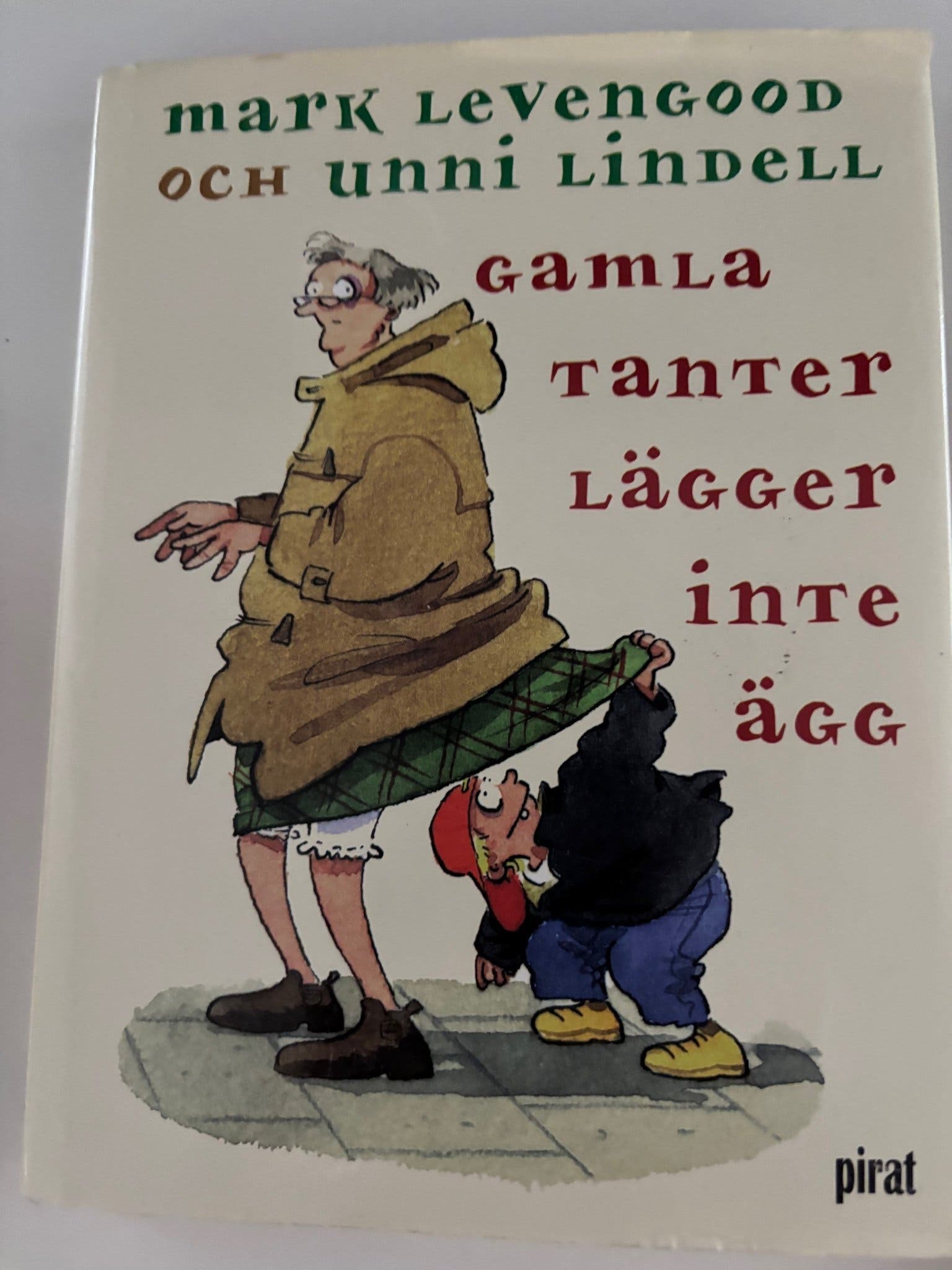 Se produkter som liknar Gamla tanter lägger inte ägg .. på Tradera ...