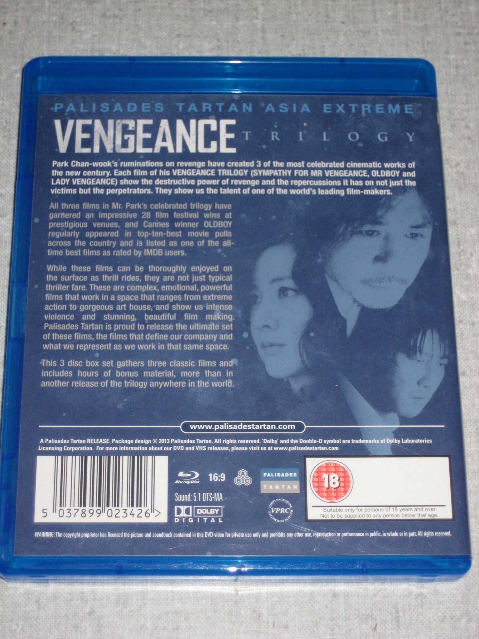 Se produkter som liknar THE VENGEANCE TRILOGY på Tradera (607994053)