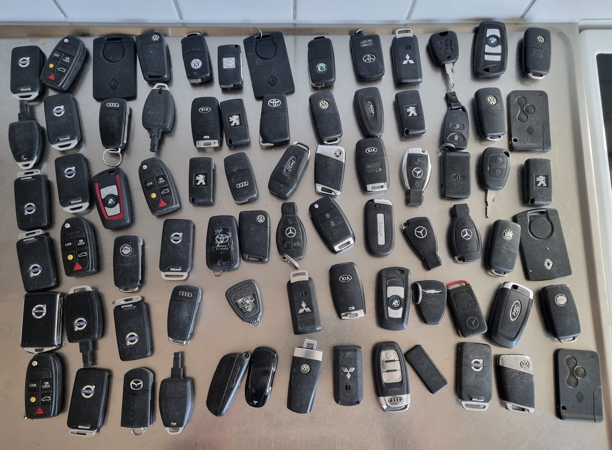 Massa bilnycklar - olika märken Volvo, Skoda, M.. | Köp på Tradera ...