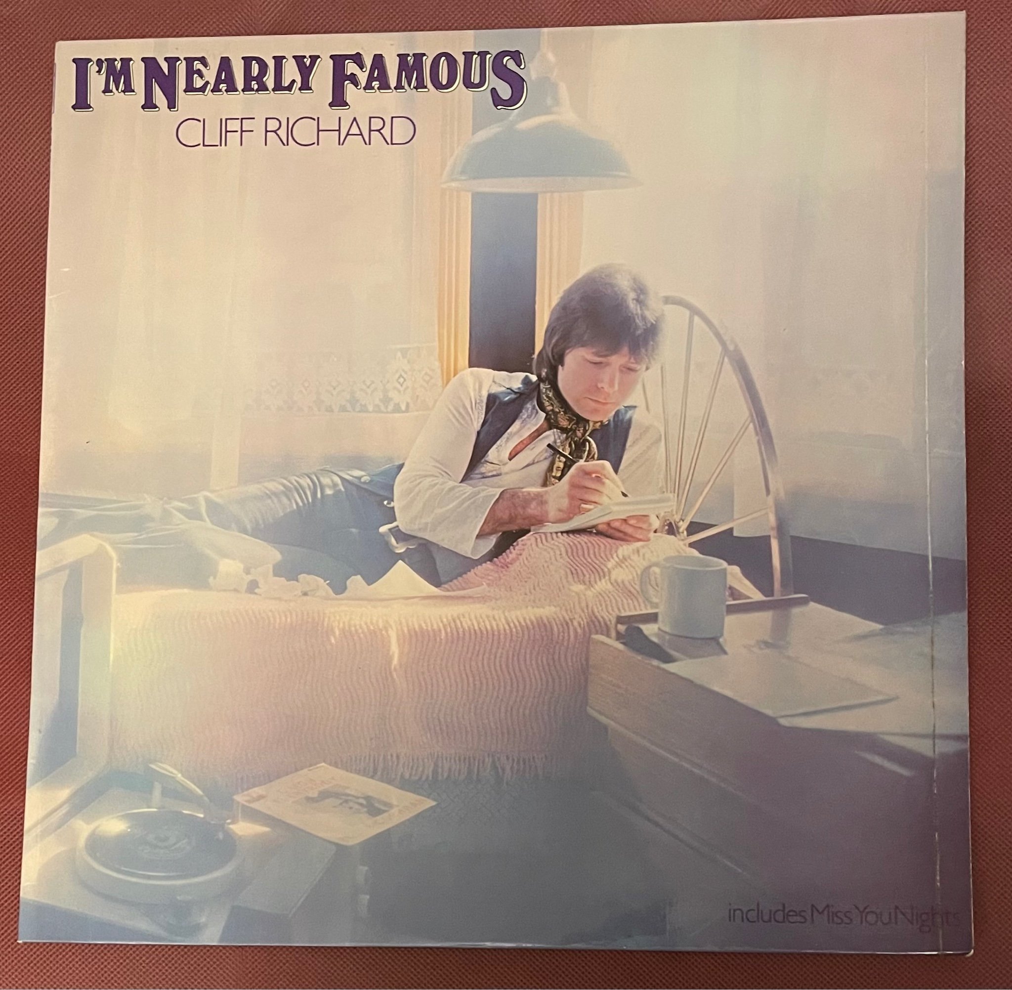 Cliff Richard - I'm Nearly Famous - Vinyl LP | Köp på Tradera (708648241)