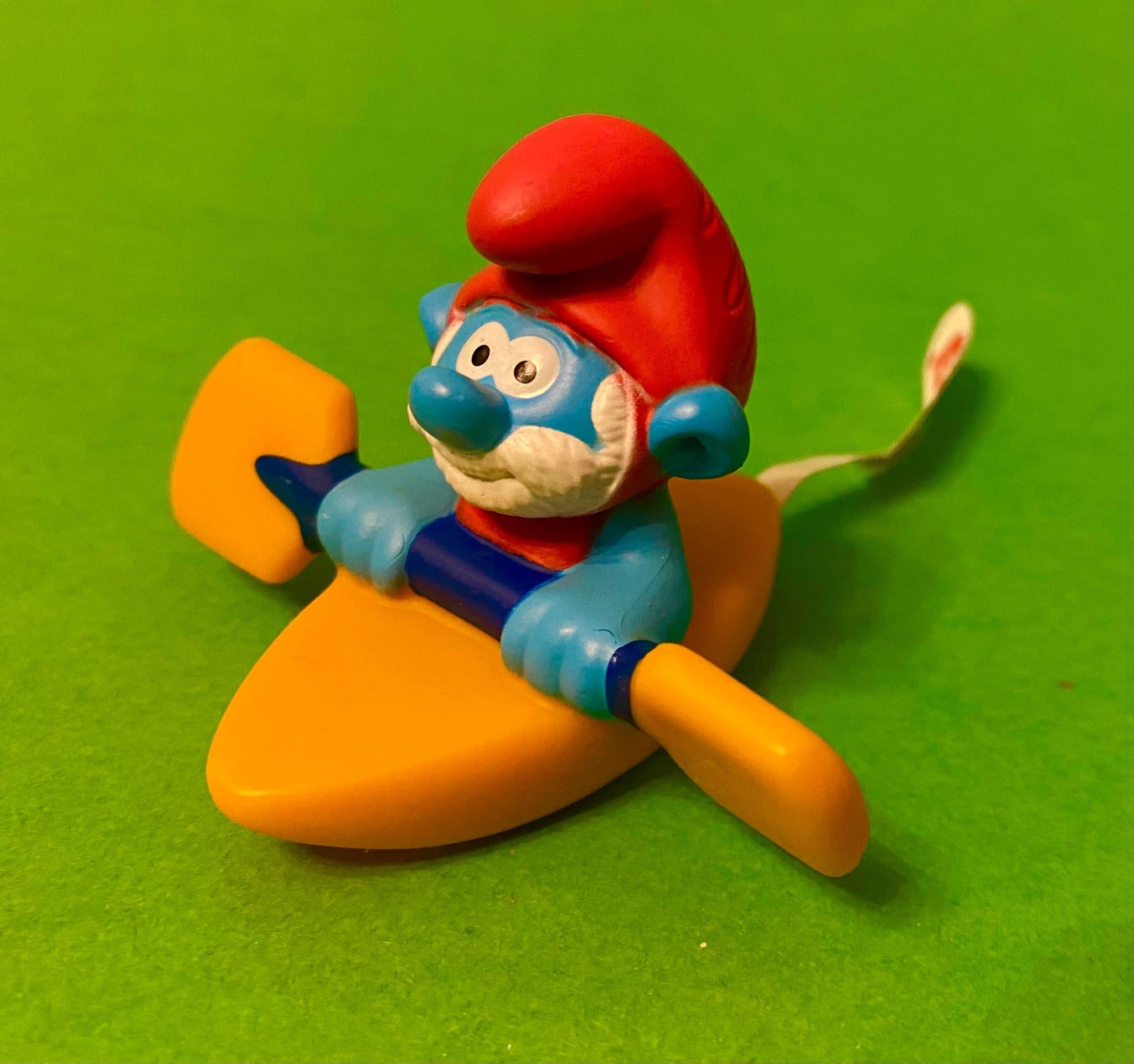 Gammelmurf i Kanot Samlarfigur Smurfar PEYO Sch.. | Köp på Tradera ...