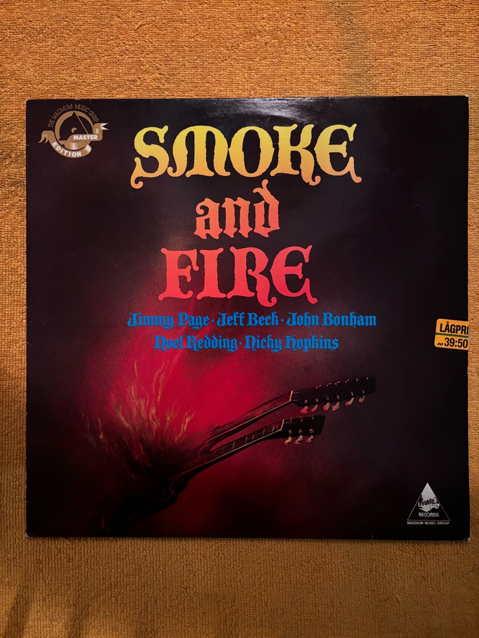 Se produkter som liknar Smoke And Fire på Tradera (632340446)