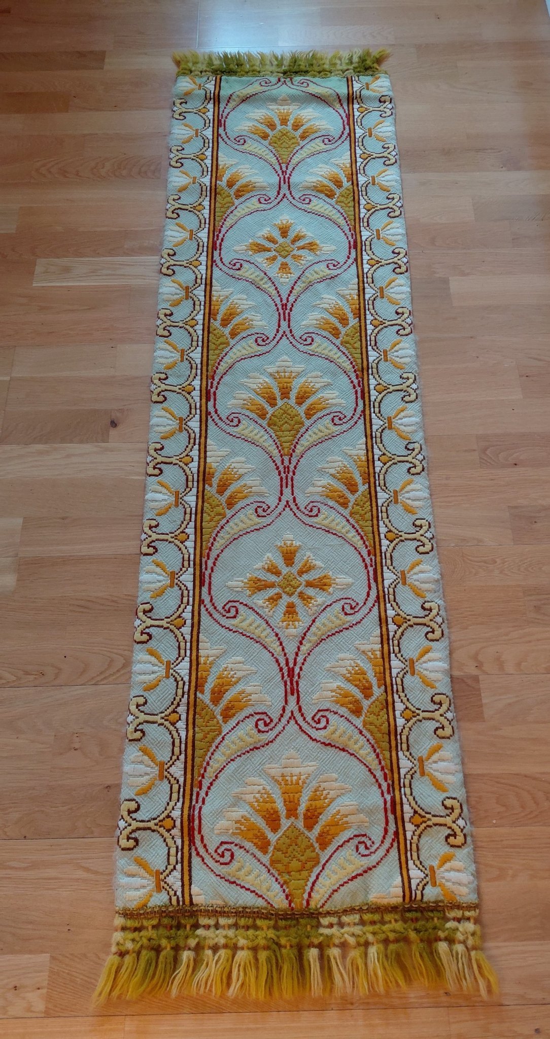 JUGEND/Antik textil/handbroderad vepa/löpare/ca.. | Köp på Tradera ...