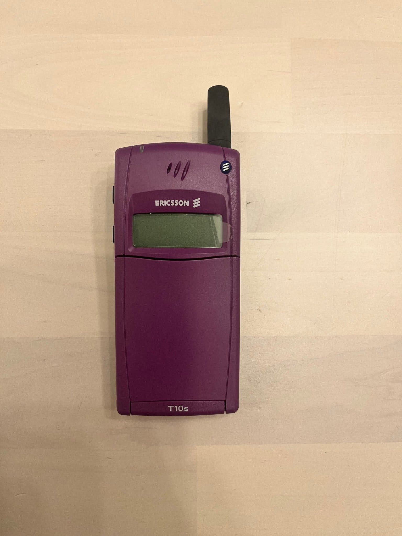 Ericsson T10s - helt ny! | Köp på Tradera (706816516)