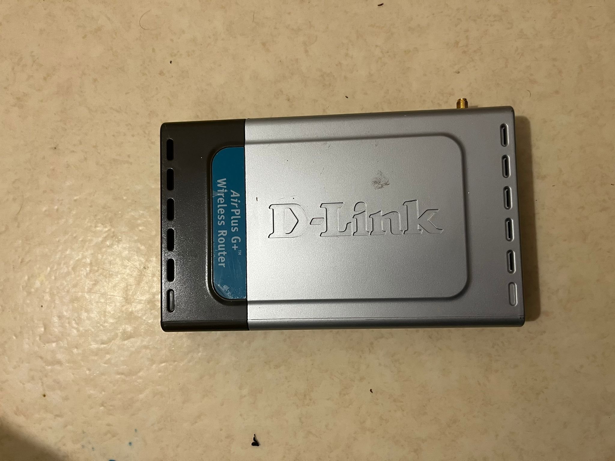 Se produkter som liknar Elektronik Paket: D-Link Rout.. på Tradera ...