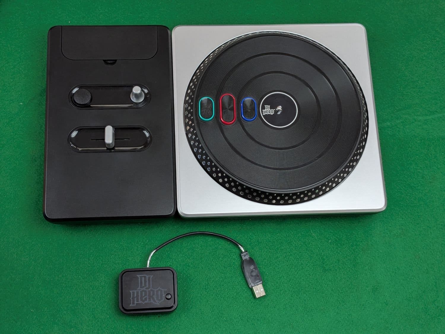 WIRELESS TURNTABLE CONTROLLER.. | Köp från ClassicGames på Tradera ...
