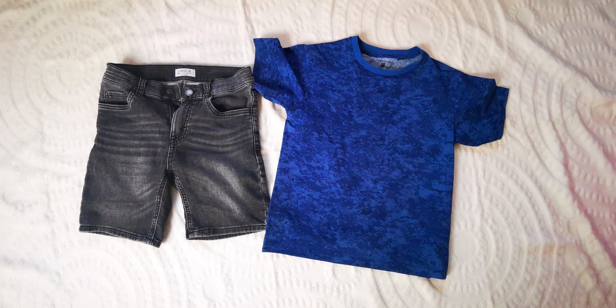 Jeansshorts och T-shirt Set Uniqlo , Lindex, st.. | Köp på Tradera ...