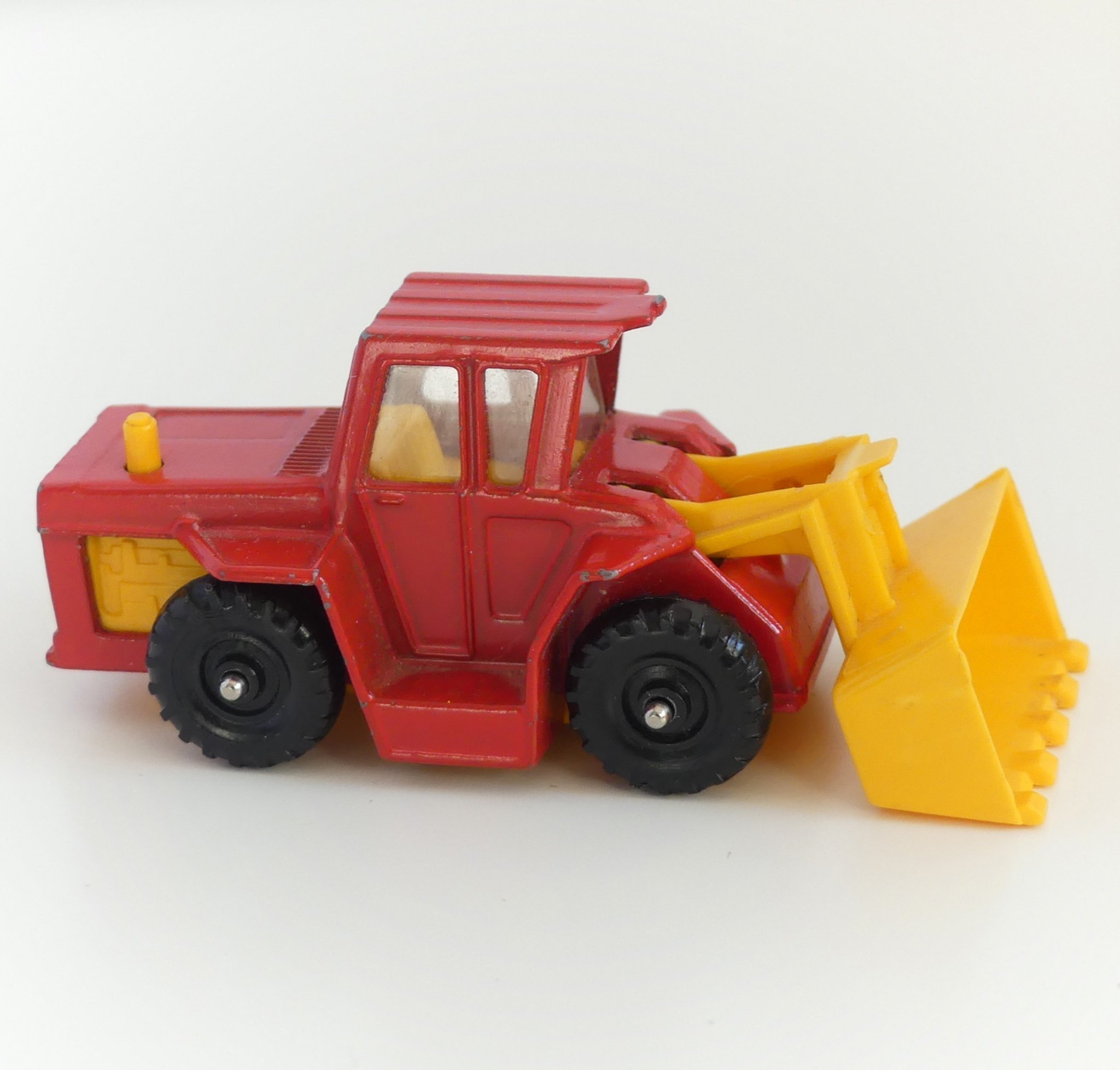 Se produkter som liknar Vintage Retro Röd Leksaks Bil.. på Tradera ...