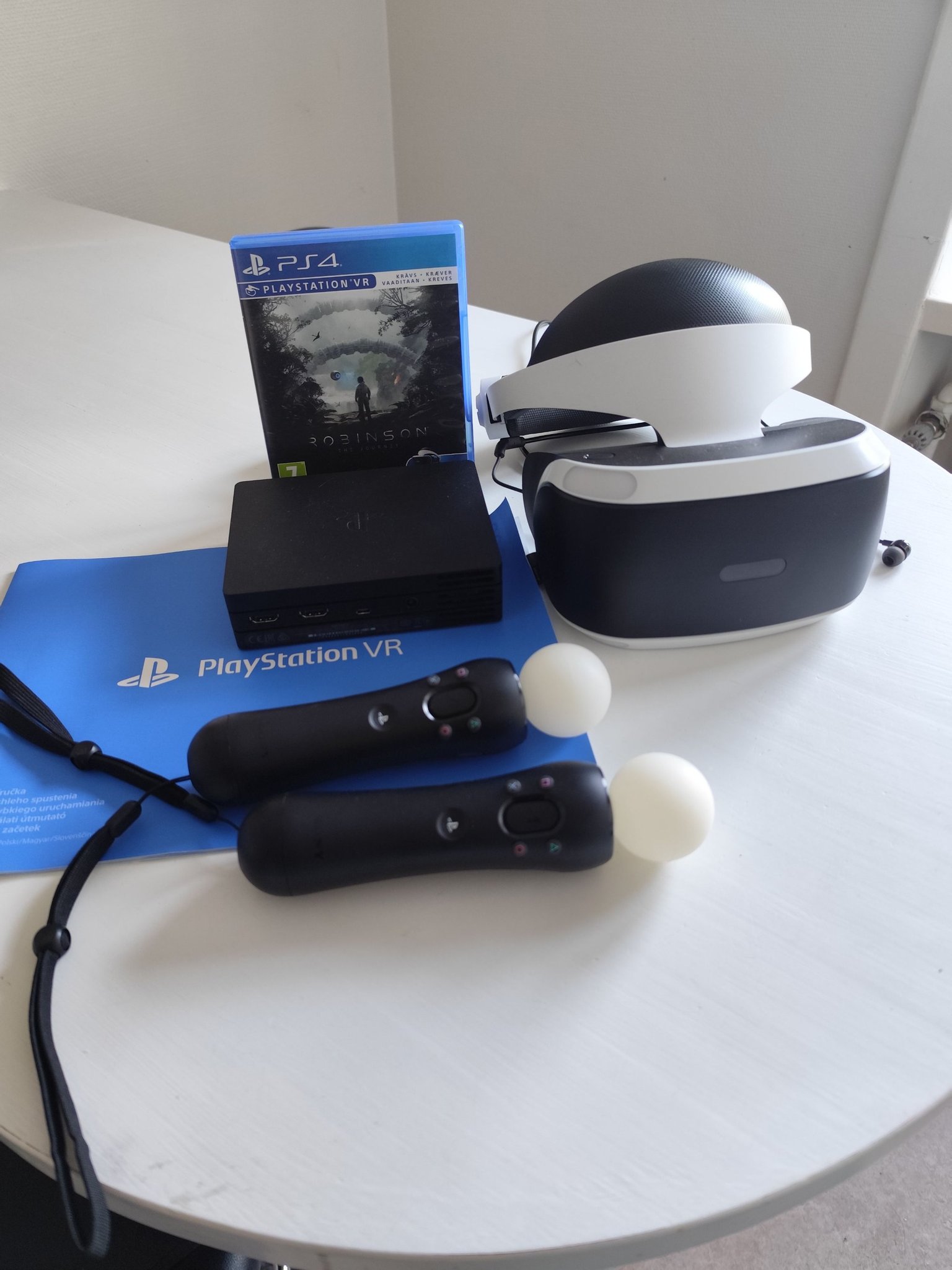 Se produkter som liknar PSVR1 Paket – Komplett i topp.. på Tradera ...