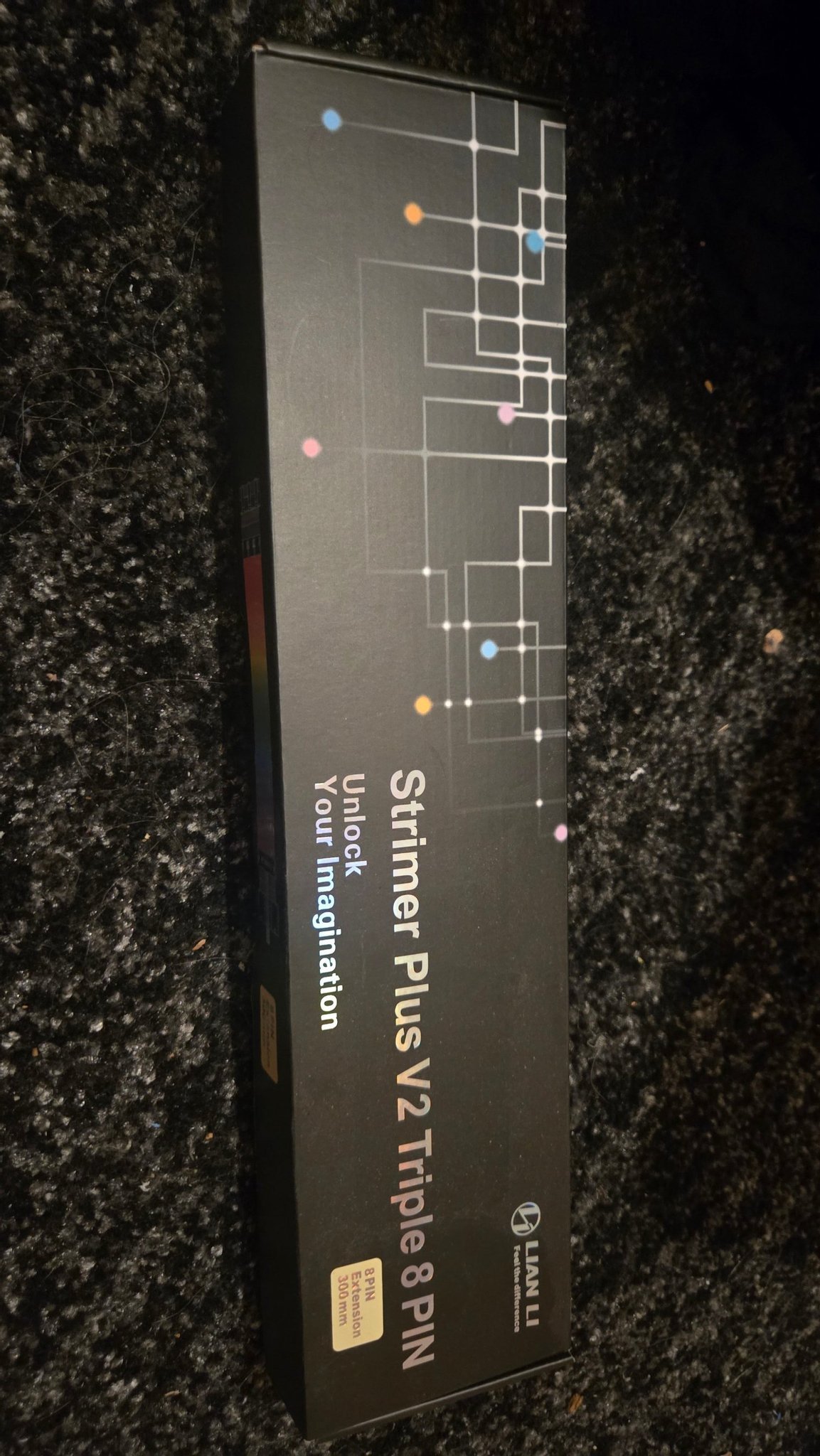 Se produkter som liknar Lian Li Strimer Plus V2 Tripl.. på Tradera ...