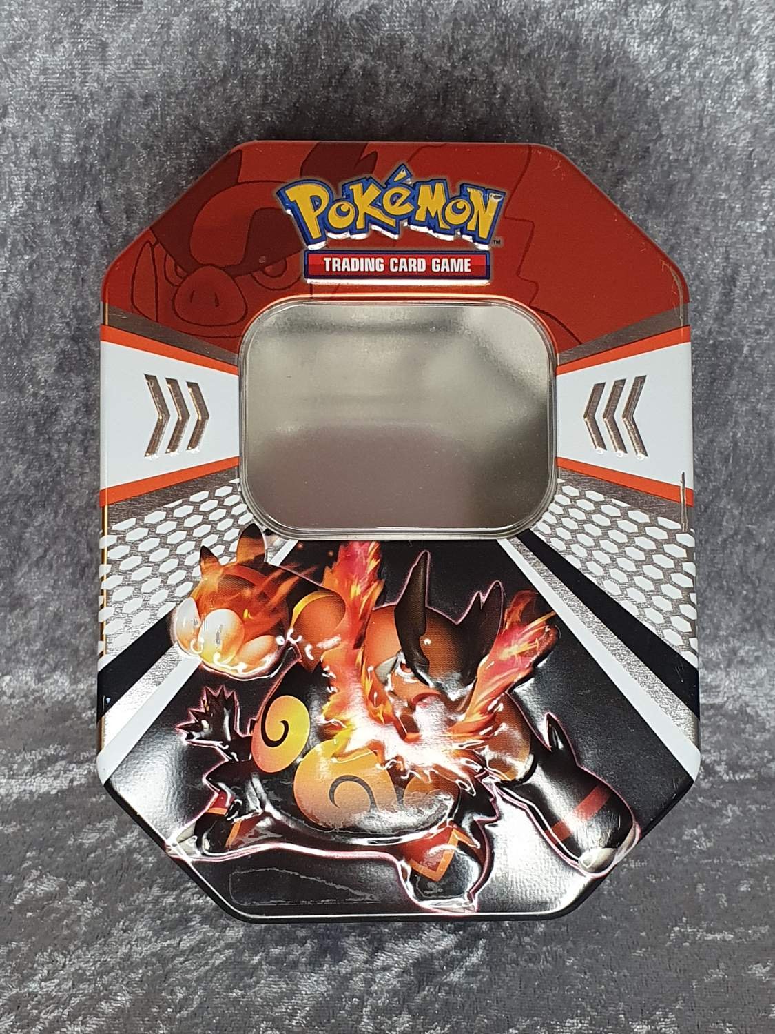 Tom Pokémon TCG plåtlåda, Evolved Battle Action.. | Köp på Tradera ...