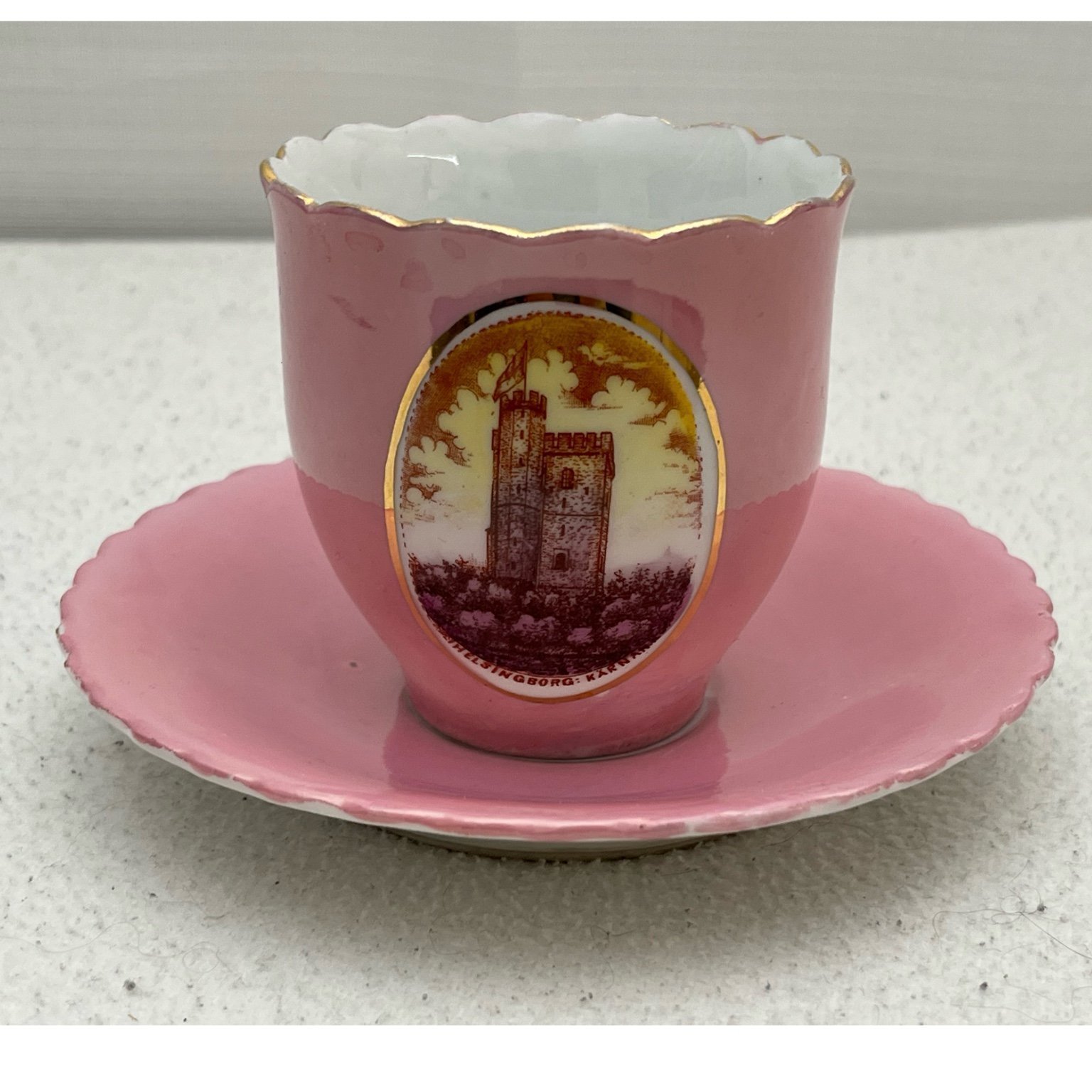 Minneskopp med fat – Helsingborg/Kärnan – souve.. | Köp på Tradera ...