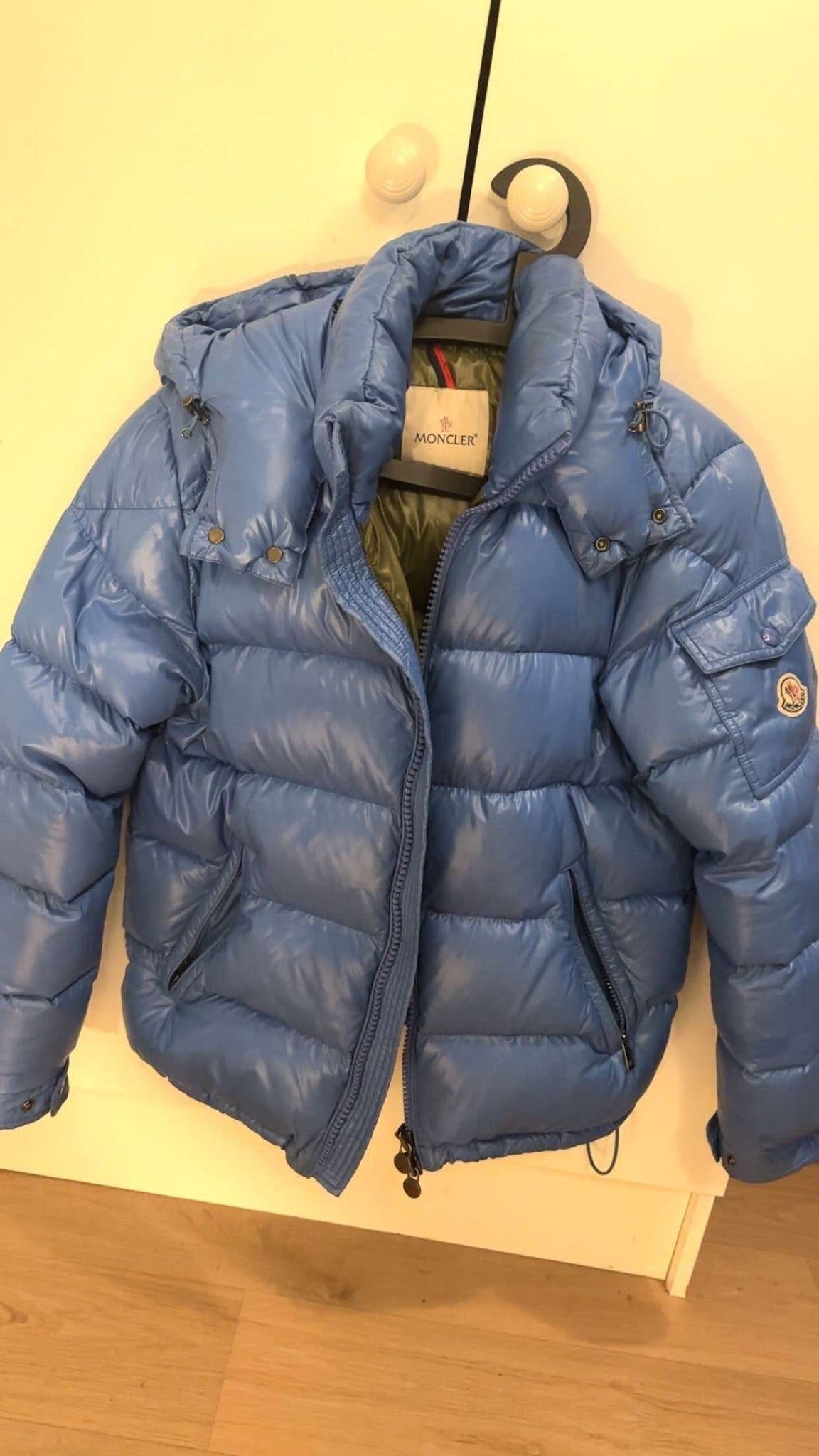 Moncler maya limited edition blue | Köp på Tradera (652451576)