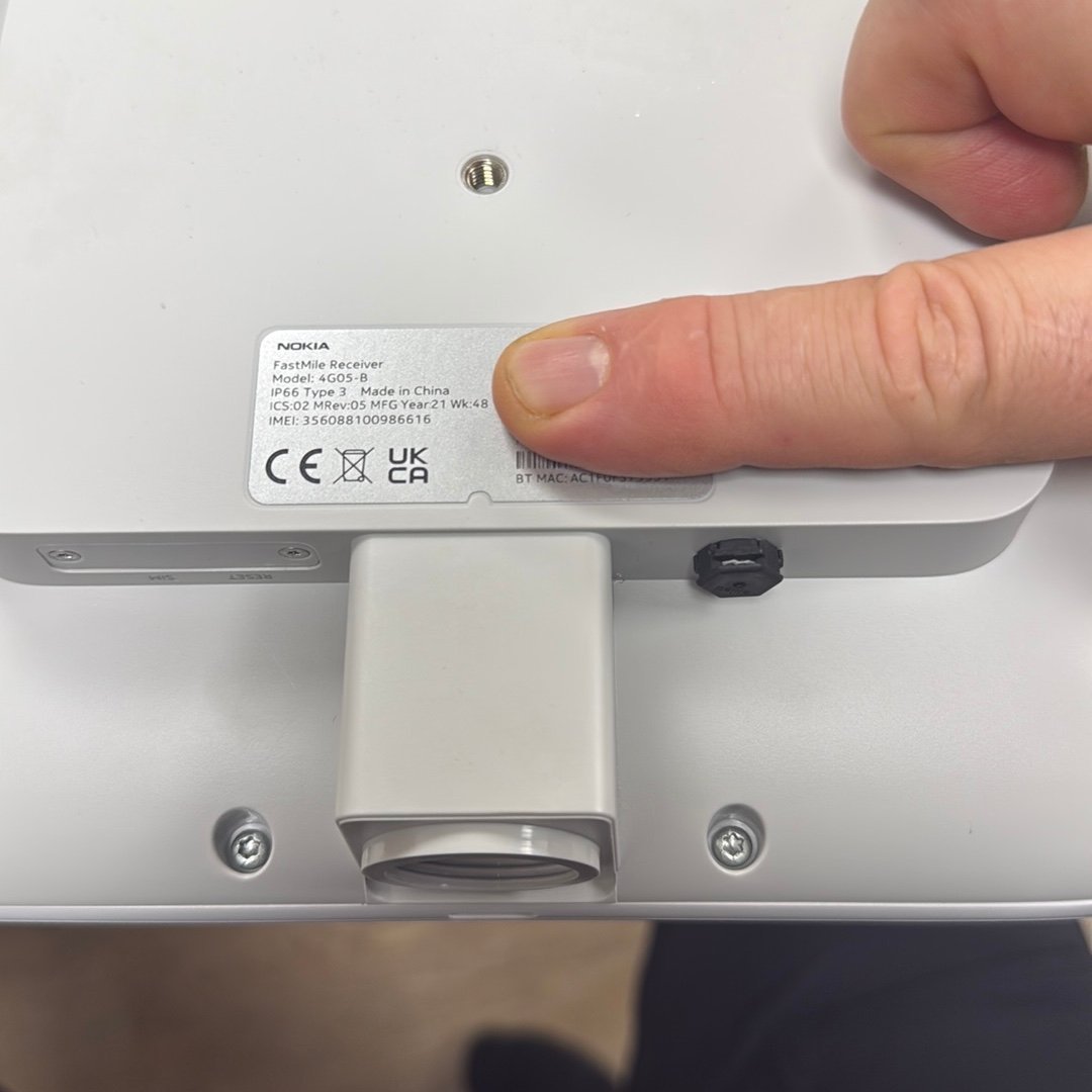 Se produkter som liknar Nokia FastMile Receiver 4G05-B på Tradera ...