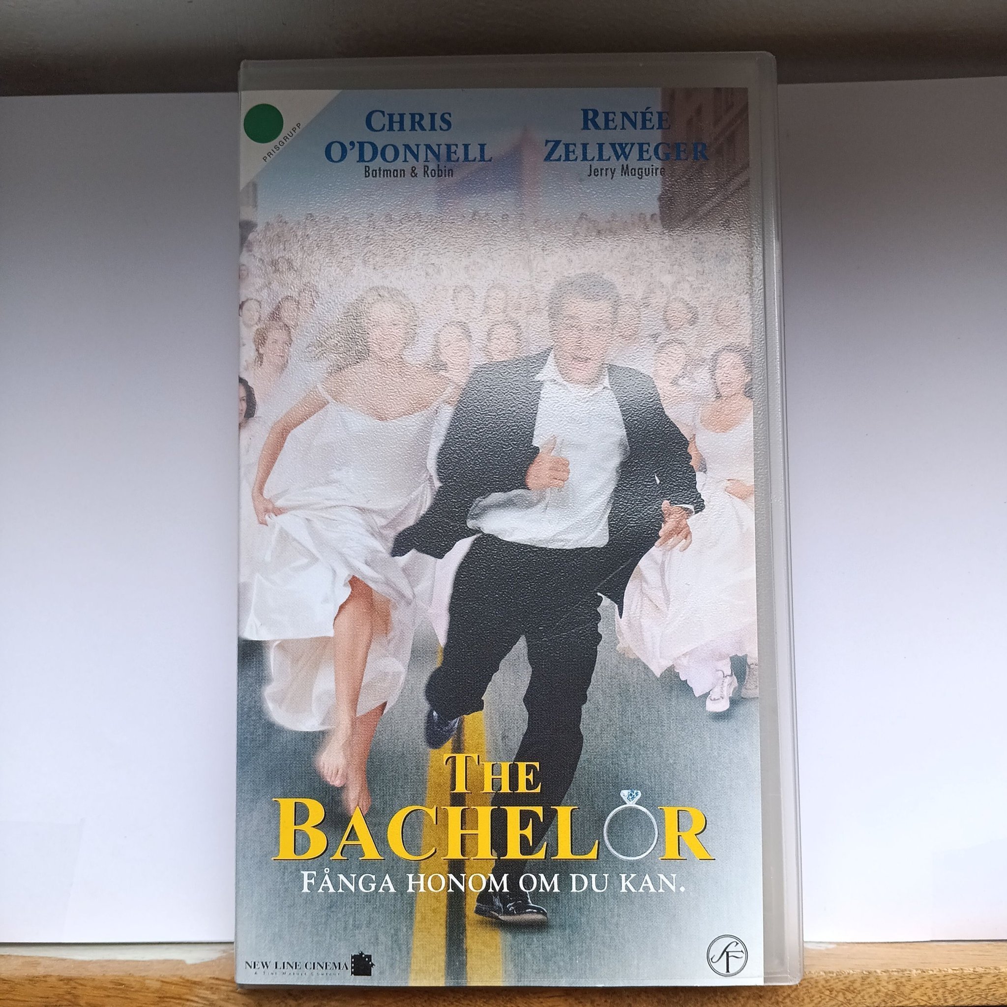 The Bachelor - Fånga Honom Om Du Kan. VHS | Köp på Tradera (711539415)