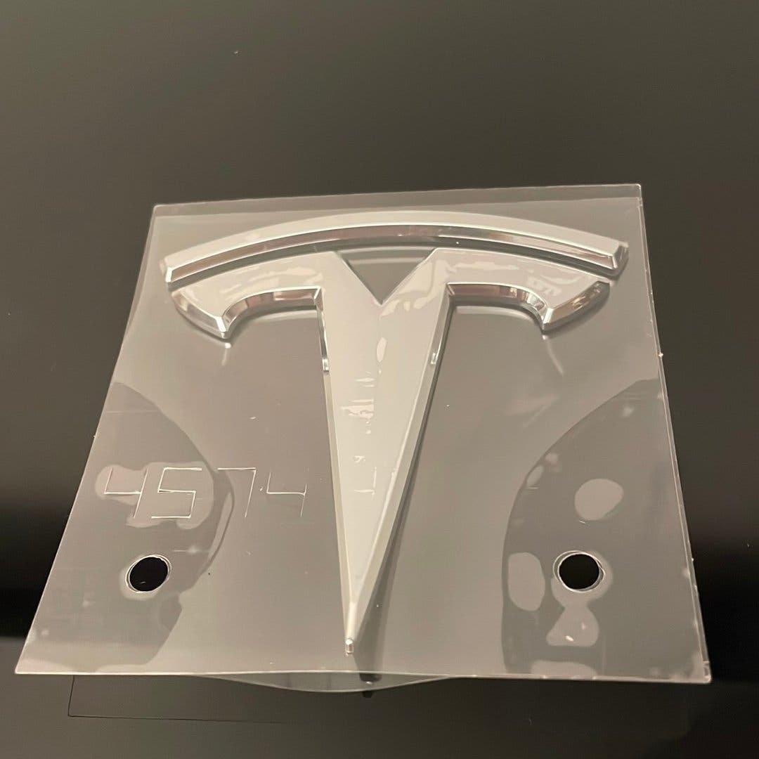 Se produkter som liknar Tesla Emblem Mx RR T Badge T-.. på Tradera ...
