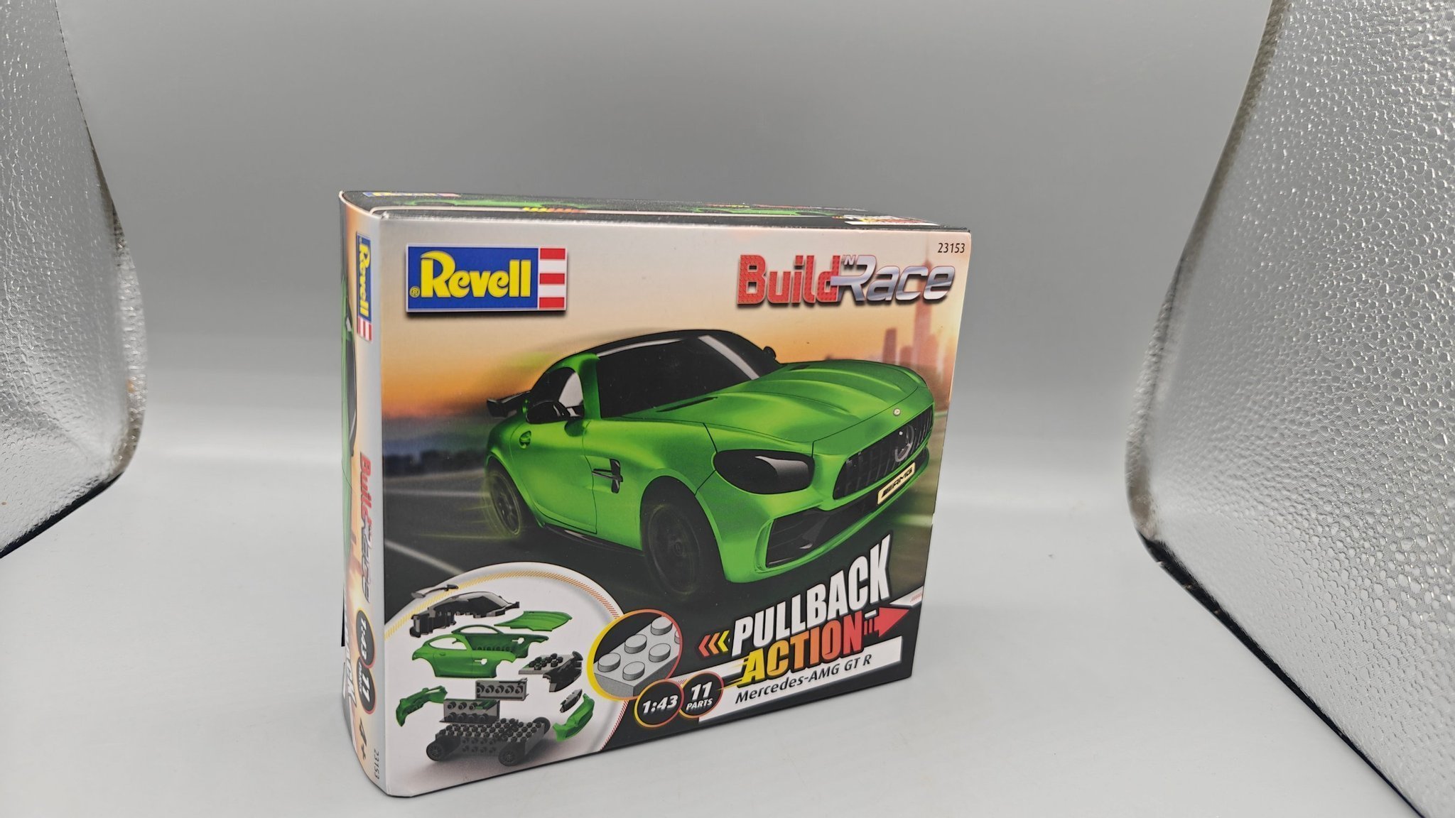 Revell Build N Race Mercedes-AMG GT R | Köp på Tradera (712950183)