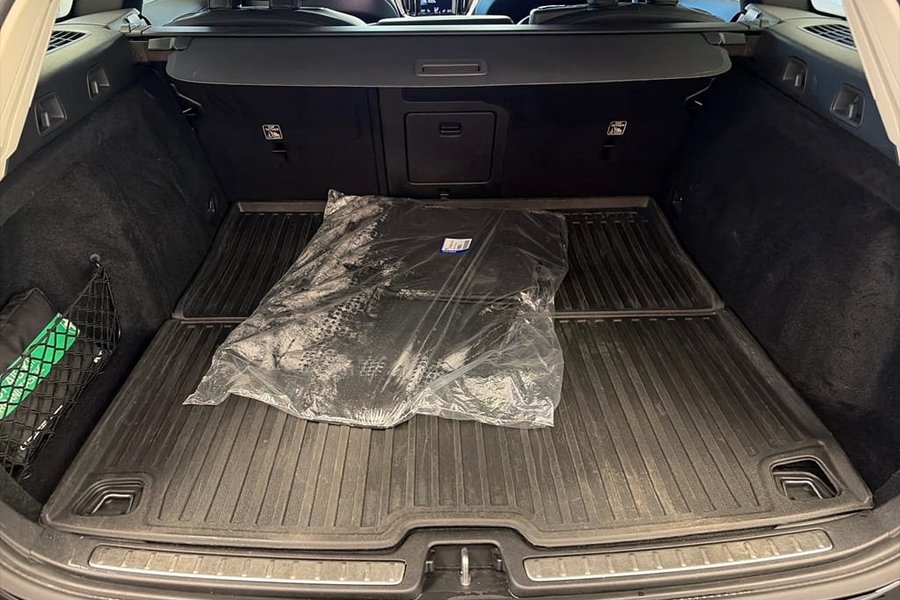 Volvo V60 Cross Country .. | Köp från Toveks Bil Skövde på Tradera ...