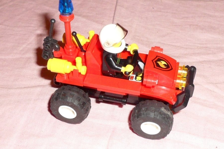 LEGO : Brandbil ATV 4x4 #8 | Köp på Tradera (734456133)