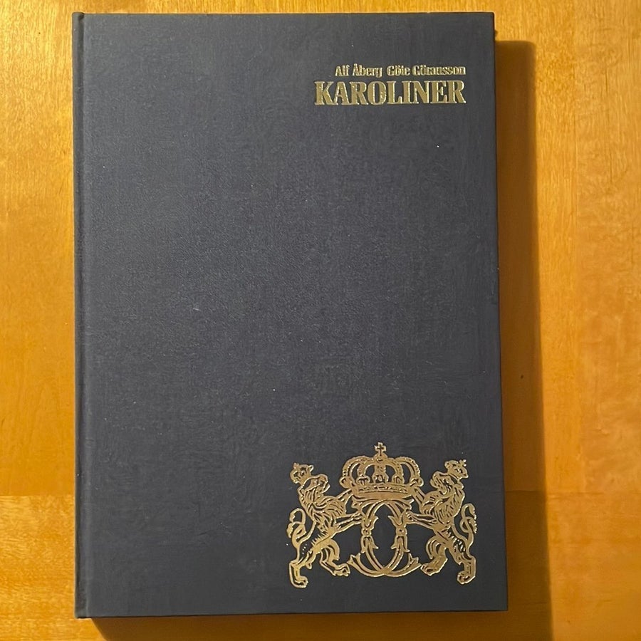 Se produkter som liknar Karoliner av Alf Åberg och Gö.. på Tradera ...