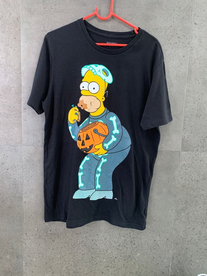 Se produkter som liknar Old Navy, Homer Simpsons, T-s.. på Tradera ...