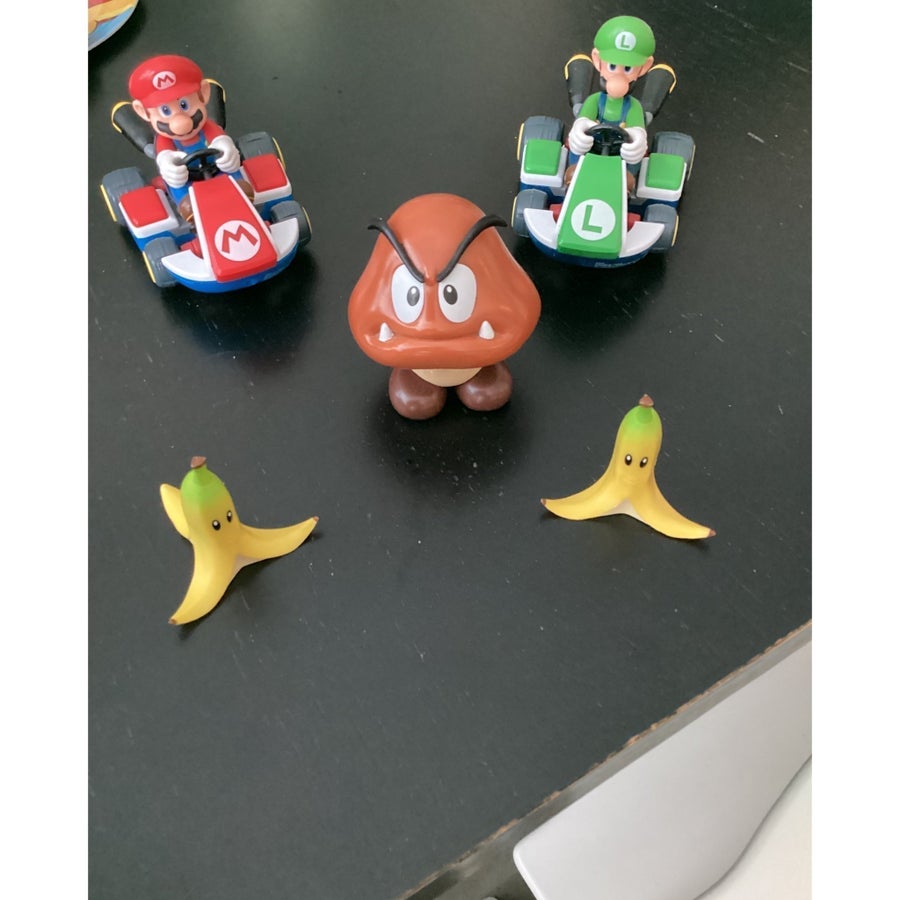 Mario Kart - Mario, Luigi och Goomba figurer | Köp på Tradera (717304347)