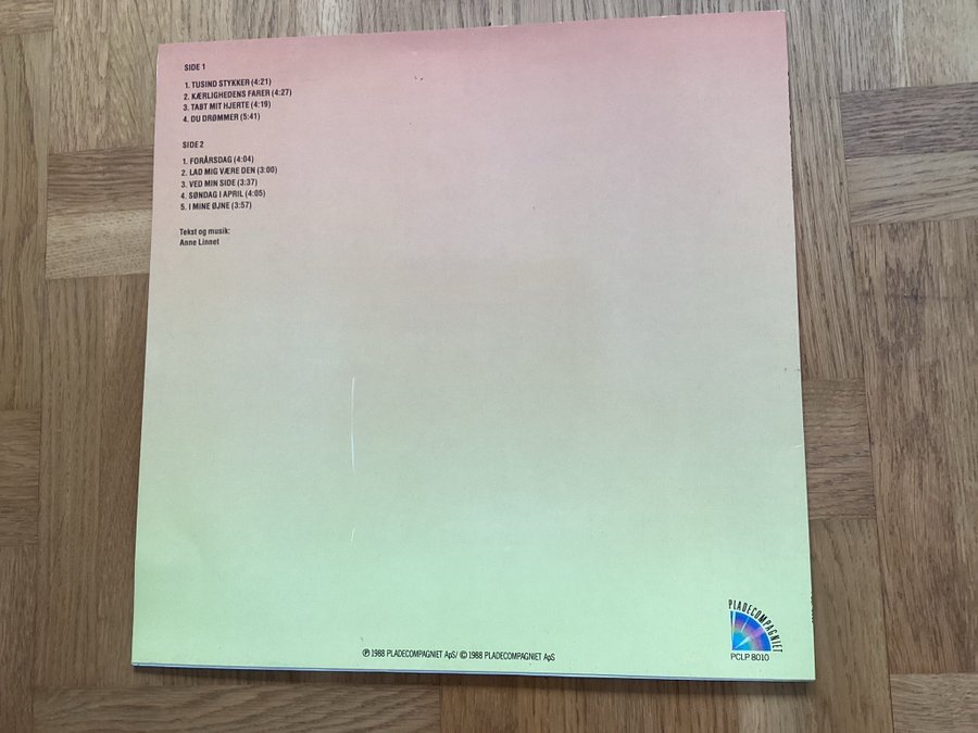 Anne Linnet - Jeg Er Jo Lige Her - Vinyl LP | Köp på Tradera (703995512)