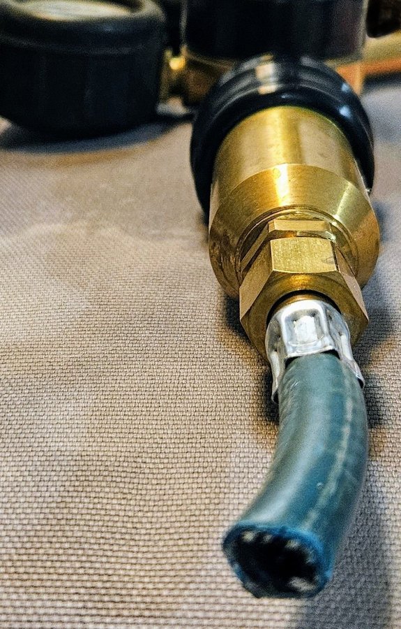 Gasiq: Gasrregulator Oxygen & bakslagspärr SAFE.. | Köp på Tradera ...