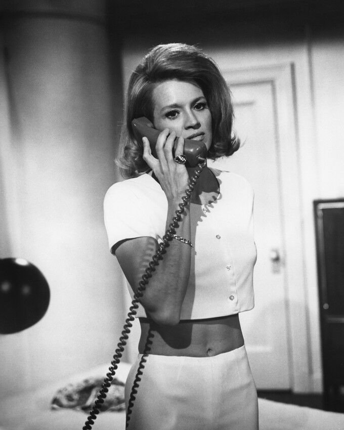 ANGIE DICKINSON AMERICAN ACTRESS PHOTOGRAPH FOTO | Köp på Tradera ...