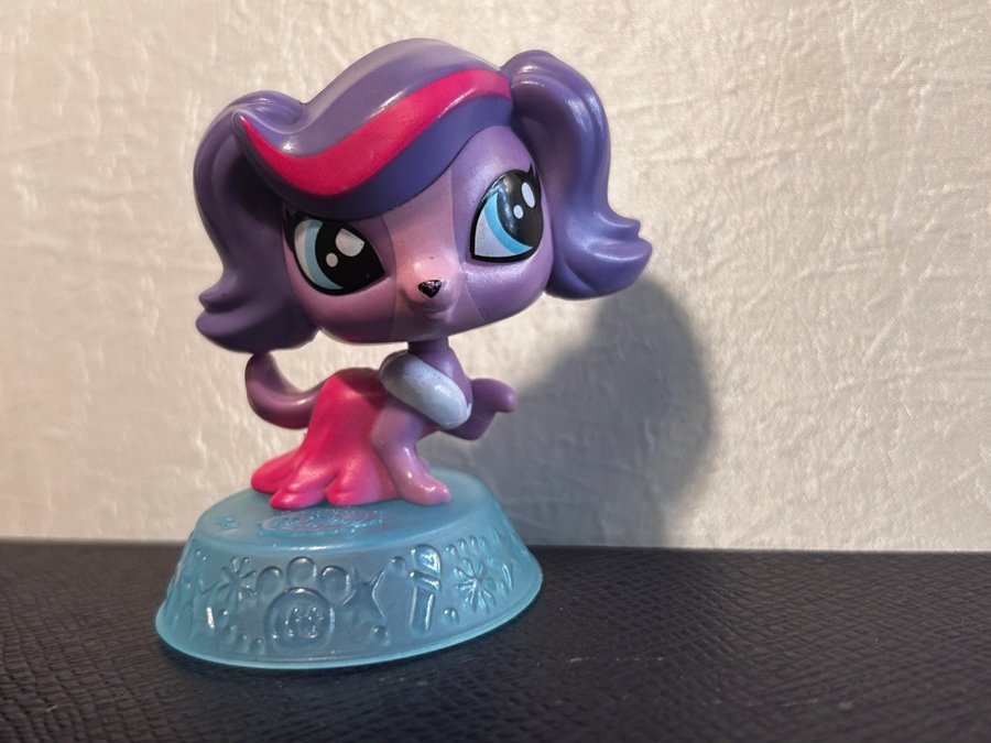 LPS Littlest Pet Shop Blythe Baxter figur | Köp på Tradera (734246381)