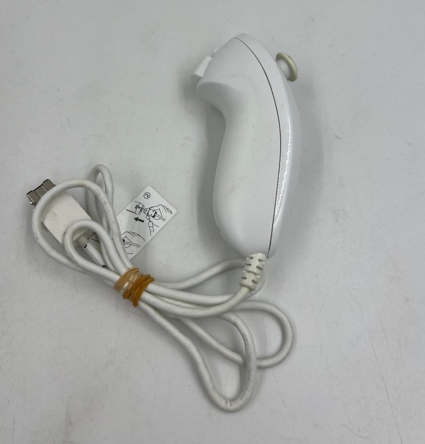 Nintendo Wii Nunchuk Handkontroll | Köp på Tradera (700408950)