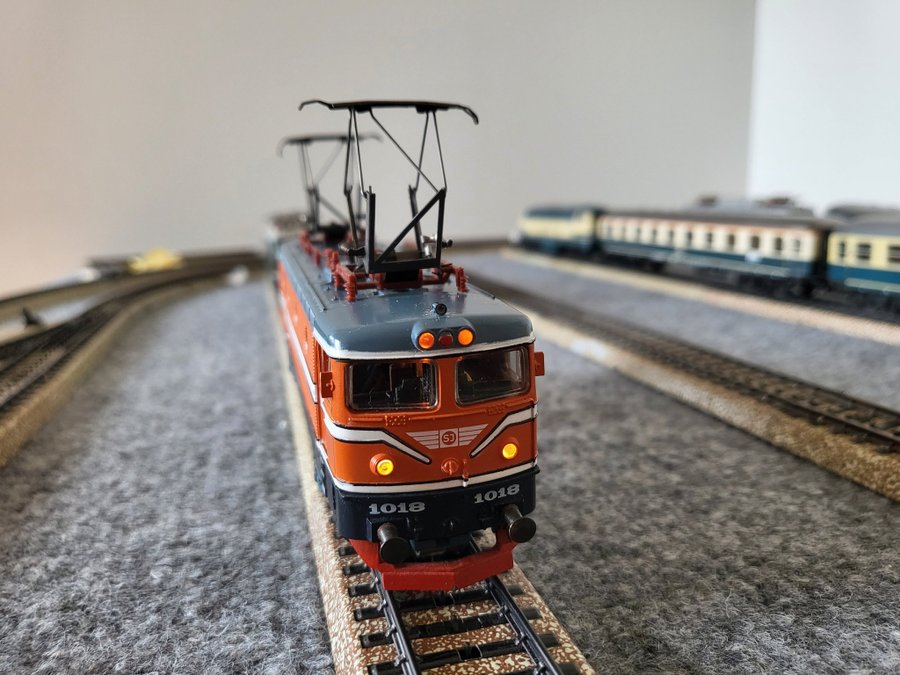 Märklin H0 3043 SJ Rc1 1018 Digital/Analog – Äl.. | Köp på Tradera ...