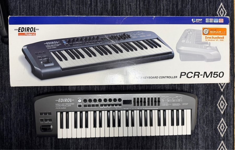 Roland Edirol PCR-M50 USB MIDI Keyboard Control.. | Köp på Tradera ...