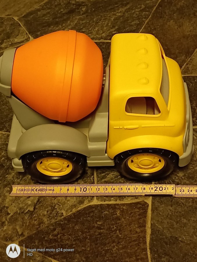 Leksaksbetongbil - playgo toys- Sandlåda leksak | Köp på Tradera ...