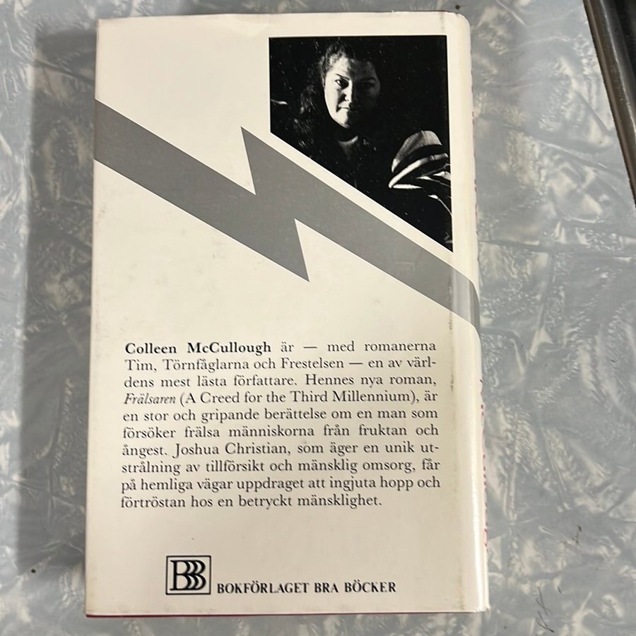 Läkaren av Neil Ravin & Frälsaren av Colleen Mc.. | Köp på Tradera ...