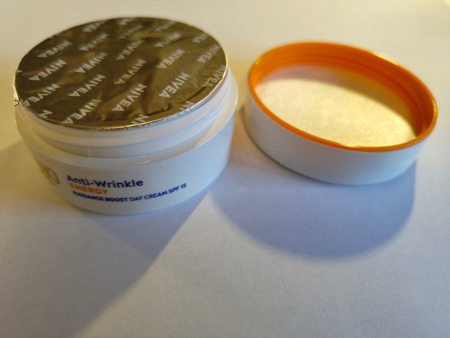 Nivea Q10 Anti-Wrinkle Day Cream SPF 15 | Köp på Tradera (710726238)