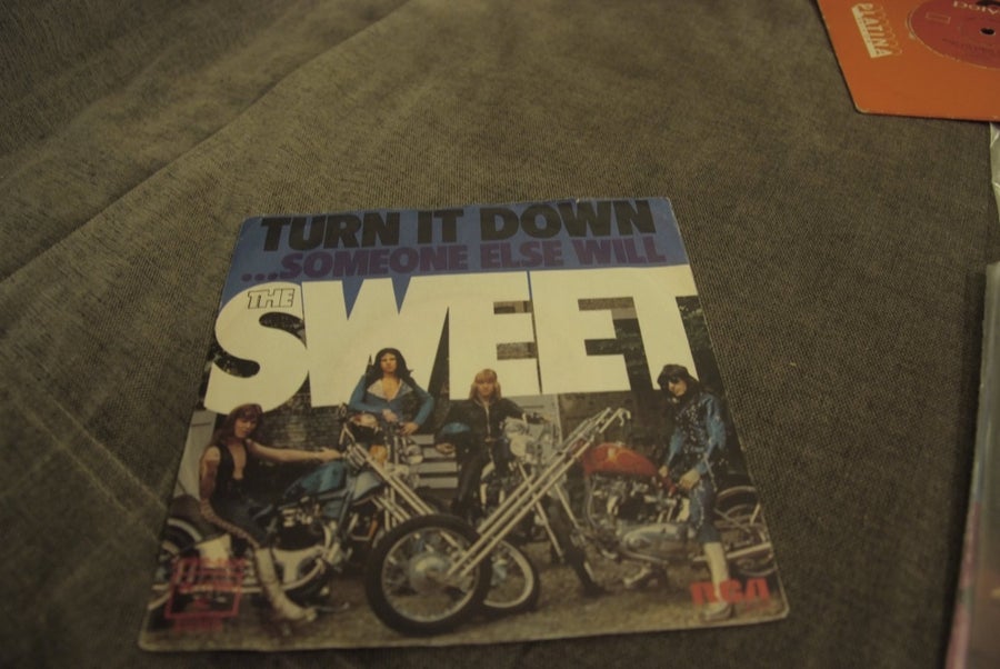 The Sweet - Turn It Down / Someone Else Will | Köp på Tradera (706000362)