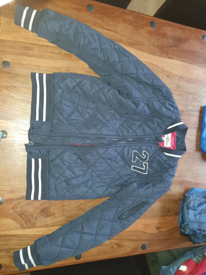 Fodrad höst/vårjacka | Köp på Tradera (707648526)