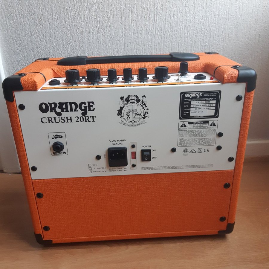Orange Crush 20 RT + Orange FS-1 | Köp på Tradera (691122558)