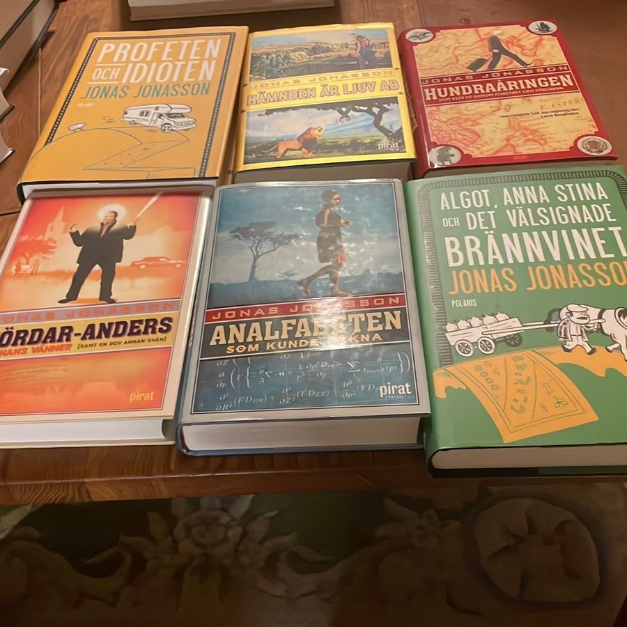 6 böcker av Jonas Jonasson: Profeten och idiote.. | Köp på Tradera ...