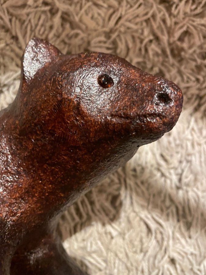Björnfigur i trä, design Carl Roos, Hammerdal | Köp på Tradera (733423312)