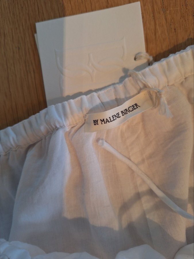 BY MALENE BIRGER vita byxor, storlek 38 modell .. | Köp på Tradera ...
