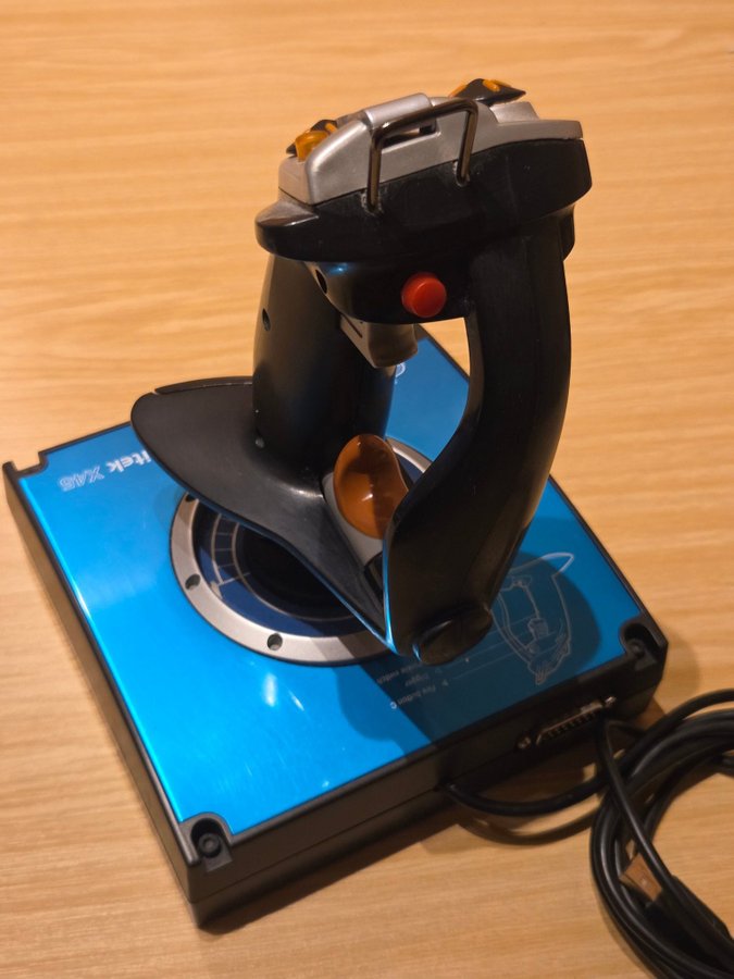 Saitek X45 Joystick och Throttle HOTAS | Köp på Tradera (709827142)