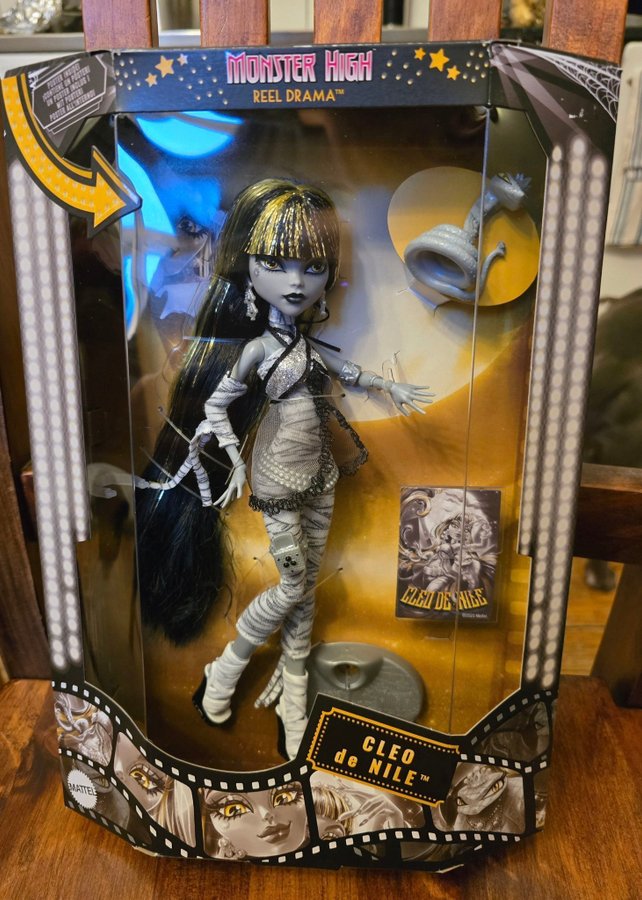 Se produkter som liknar Monster High Reel Drama Cleo .. på Tradera ...