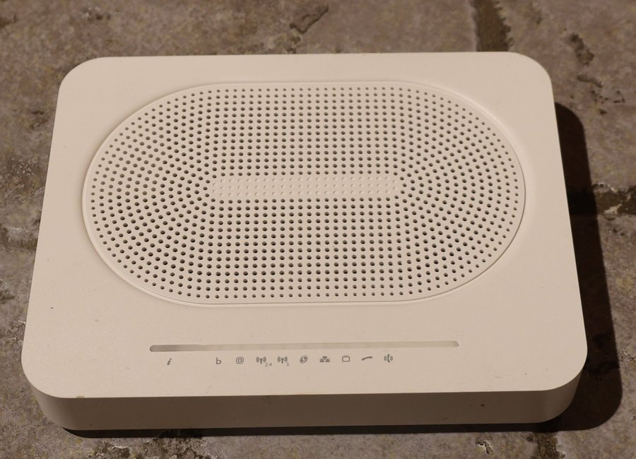 Telia WiFi-router Plus v3 | Köp på Tradera (709626561)
