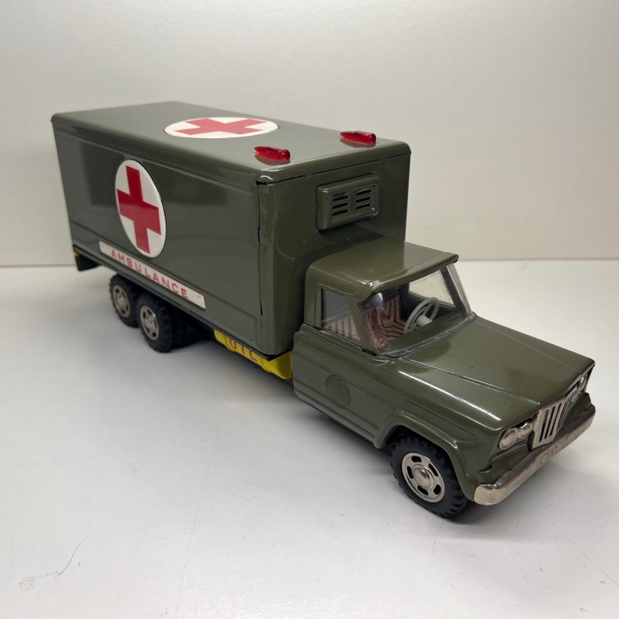 Stor San Marusan Jeep Gladiator ambulans. Japan.. | Köp på Tradera ...