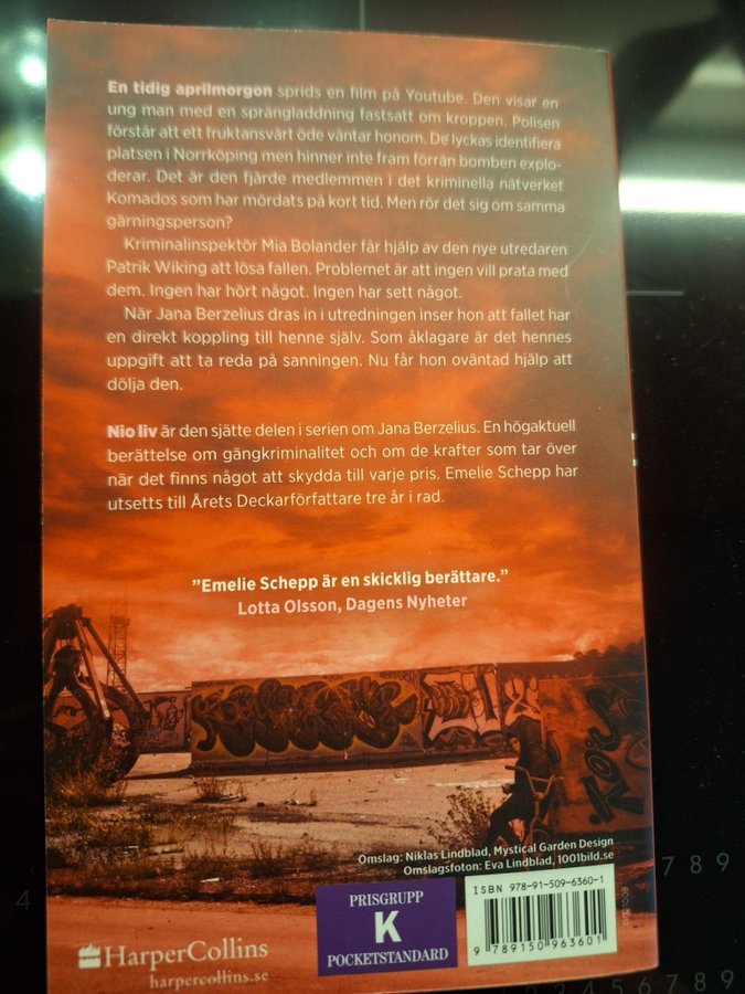 Nio Liv - Emelie Schepp Sjätte delen (2020) | Köp på Tradera (709060160)