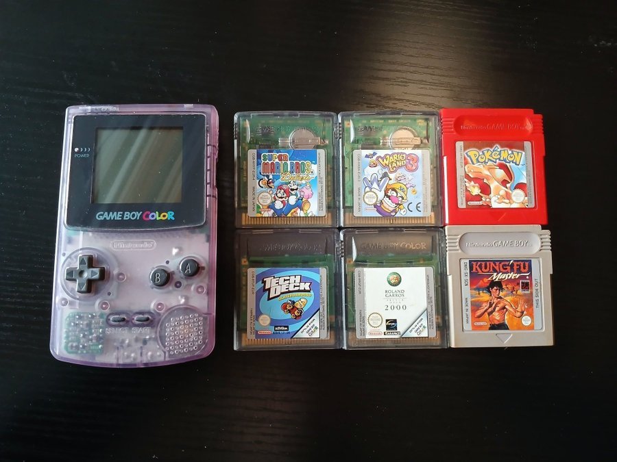 Game Boy Color | inkl. 6 spel (Pokémon, Super M.. | Köp på Tradera ...