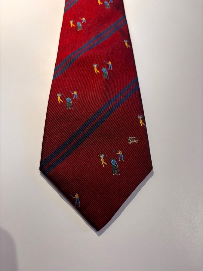 Vintage Burberrys Engelsktillverkad röda slips | Köp på Tradera (736851081)